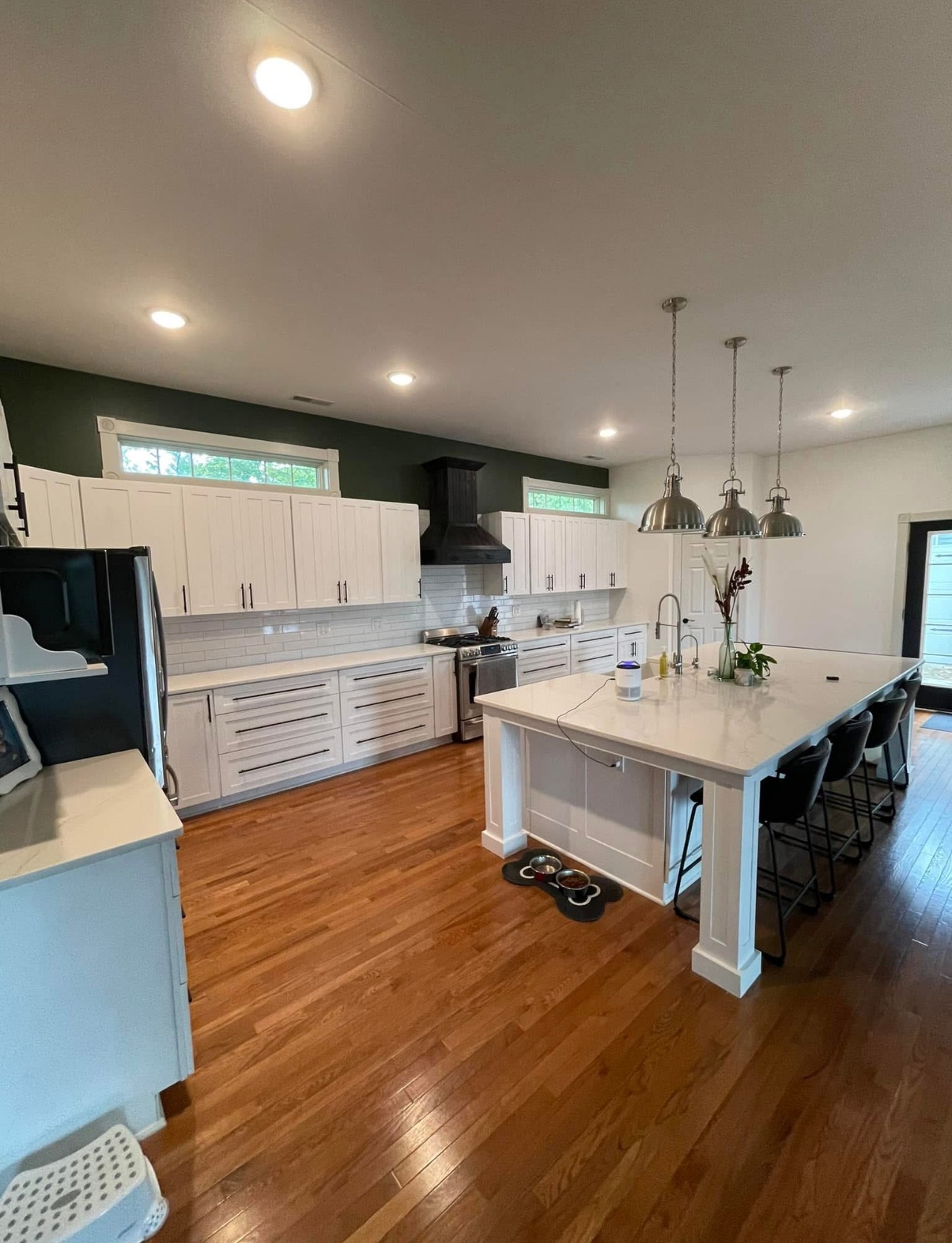 J. Lucas Painting | Professional Painting Services